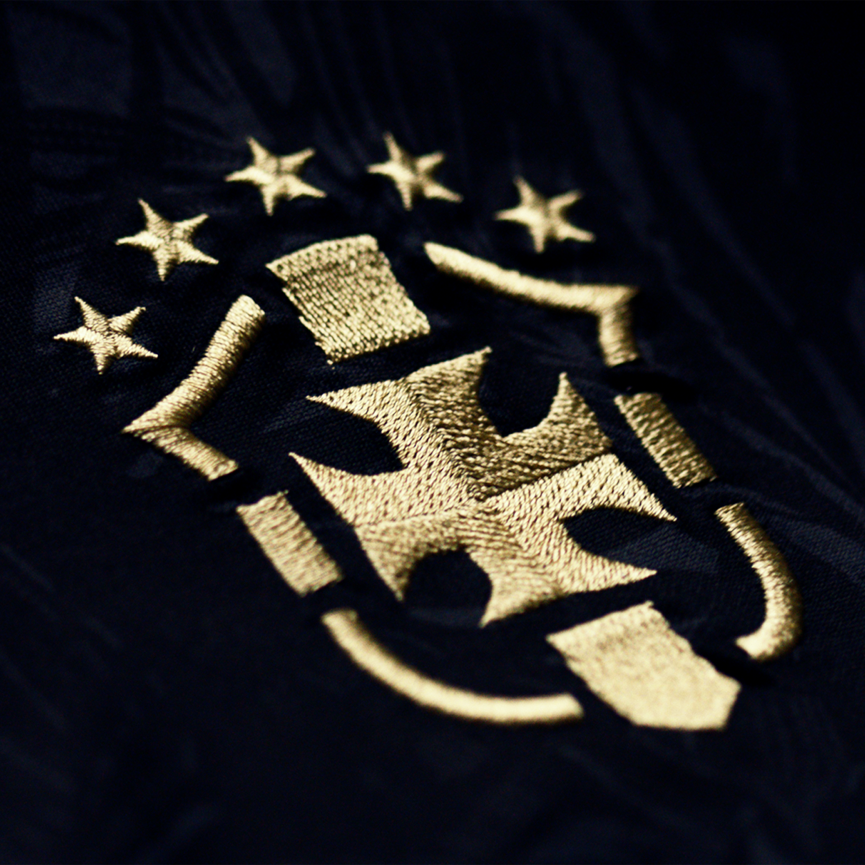 Legends Collection – Comma Football